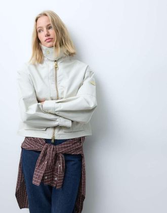 Barbour Gabriette regenabweisende Jacke mit durchgehendem Rei&szlig;verschluss in Wollwei&szlig;