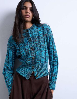 Topshop Gilet cintré à la taille en maille épaisse torsadée - Bleu et chocolat