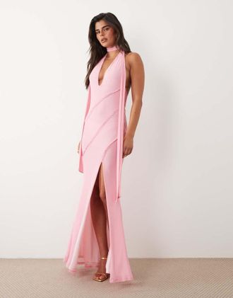 Asos Robe longue dos nu &agrave; d&eacute;collet&eacute; plongeant &agrave; d&eacute;tail foulard et coutures brutes - Rose
