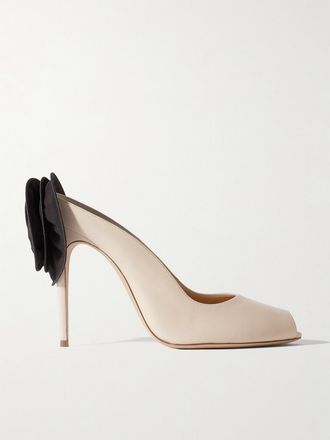 Magda Butrym Mules Aus Leder Mit T&uuml;llapplikation - Creme