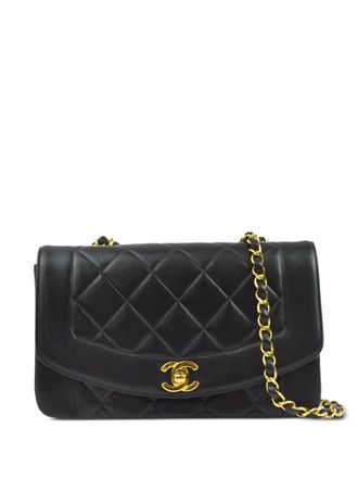 Chanel petit sac porté épaule Diana (1997) - Noir