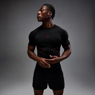 MyProtein MP Herren Hero Muscle Fit Seamless T-Shirt - Vintage-Schwarz/Hero Rot - XS