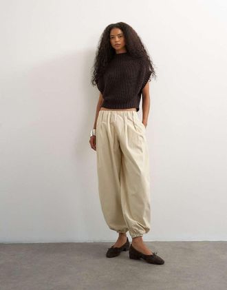 Topshop pantalon ballon en popeline cr&egrave;me-Blanc