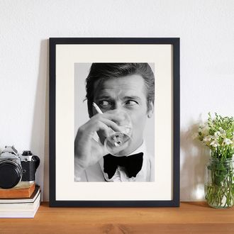 Any Image home24 Bild JB drinking Rahmen: Massivholz Buche, lackiert Abdeckung: Plexiglas Multicolor 32 x 42cm