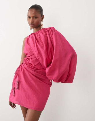 Asos Blouson-Minikleid in Magenta mit One-Shoulder-Tr&auml;ger und Zierausschnitt in der Taille-Rosa