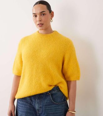 Asos Curve ASOS DESIGN Curve t-shirt premium en m&eacute;lange dalpaga jaune
