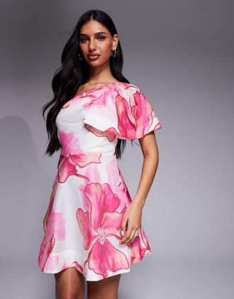 Forever New Robe patineuse courte et asym&eacute;trique &agrave; - Imprim&eacute; floral rose