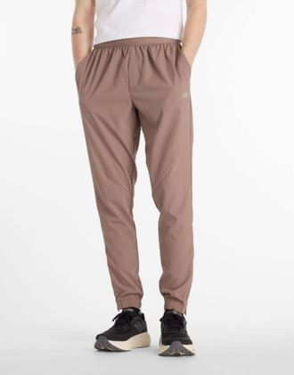 New Balance Ac - Jogginghose in Schattenbraun-Brown