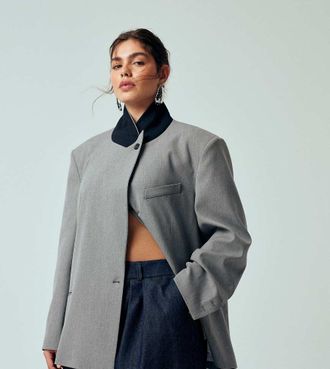 Asos Curve - Oversize-Blazer in meliertem Grau mit farblich abgesetztem Kragen