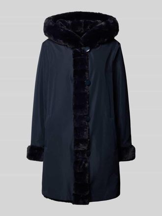 Petite M. Wendejacke aus Webpelz mit Kapuze und Eingrifftaschen