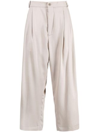Hed Mayner pantalon droit &agrave; design pliss&eacute; - Gris