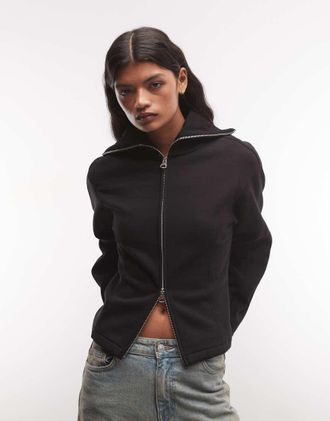 Monki tailliertes Sweatshirt mit Stehkragen und Rei&szlig;verschluss in Schwarz