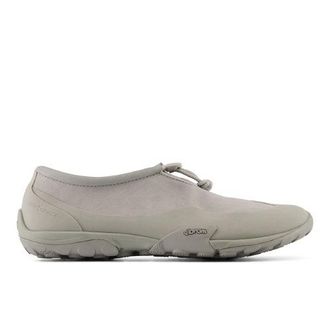 New Balance Homme MT10T en Gris, Su&egrave;de/Mesh, Taille 38.5