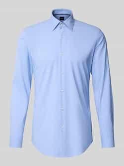 HUGO BOSS Slim Fit Businesshemd aus atmungsaktivem Material Modell KENT
