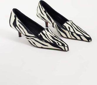 Asos Strike mocassins &agrave; petit talon moyen z&eacute;br&eacute;s-Multicolore