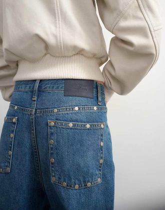 Topshop x Talia Byre Jeans mit geradem Bein und Nieten in verwaschenem Blau