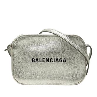 Balenciaga Sac bandouli&egrave;re Everyday XS Pre-owned - Femme - Pre-owned - Gris - Taille: ONE Size