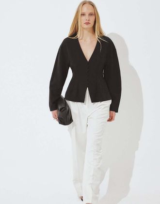 NA-KD Blouse ajust&eacute;e et boutonn&eacute;e - Noir