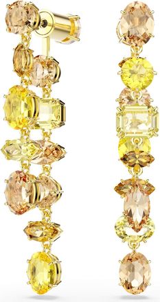 Swarovski Gema Drop-Ohrhänger, Vergoldete Ohrringe mit Zwei Asymmetrischen Ketten mit gelb- und bernsteinfarbenen Kristallen in Krappenfassung und Verschiedenen