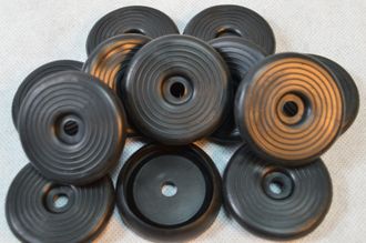 C&A 16 X Gummi Fußkappe Standfläche: ca. 45 mm (4,5 cm), Ø Öffnung (Tisch oder Stuhlbein): ca.35 mm (3,5 cm) für Biergartenstuhl/Tisch Mainau/Peru u.a. ru