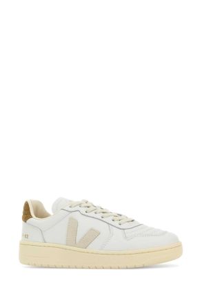 Veja Womens White Leather V-82 Sneakers Whitepierretent