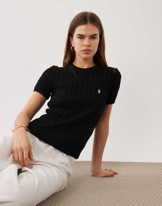 Polo Ralph Lauren Kurz&auml;rmliger Baumwoll-Strickpullover in Schwarz mit Markenlogo und Zopfmuster