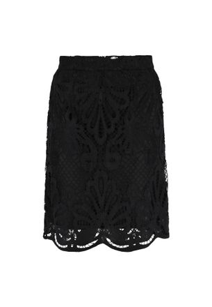 Faina Rock Fashion Look