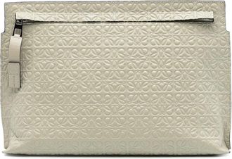 Loewe Clutches - Embossed Leather Anagram Repeat T Clutch - Gr. unisize - in Braun - f&uuml;r Damen