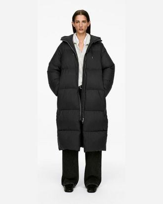 Arket Langer Upcycled Down Mantel -Schwarz