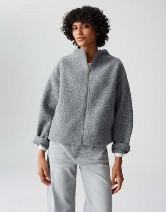 OPUS Kurzjacke HURLIE Boxy Fit HURLIE Regular Boxy Boucléjacke lockere Passform, natürlicher Griff