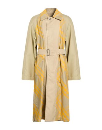 Burberry JACKEN & M&Auml;NTEL - Jacken, M&auml;ntel & Trenchcoats auf YOOX.COM