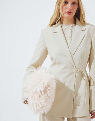 NA-KD Blazer classique avec liens &agrave; nouer - Sable-Neutral