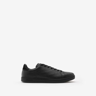 Burberry Sneakers Set en cuir Check emboss&eacute;, Size: 41.5