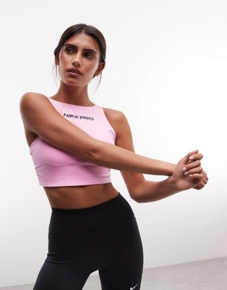 Nike Pro Dri-FIT brassi&egrave;re de sport rembourr&eacute;e rose