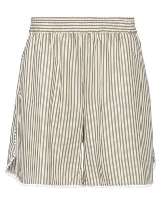 Pantaloni Torino HOSEN & RÖCKE - Shorts & Bermudashorts auf YOOX.COM