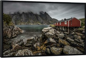 artboxONE Poster mit schwarzem Rahmen 45x30 cm Natur Skandinavien - Bild norwegen Fjord hütte