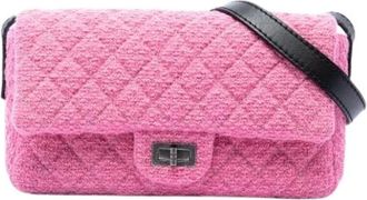 Chanel Sac bandouli&egrave;re matelass&eacute; vintage en tweed pr&eacute;-poss&eacute;d&eacute; - Femme - Pre-owned - Rose - Taille: ONE Size