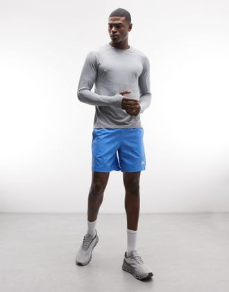 The North Face Pentadome 24/7 - T-Shirt in Blau mit Pr&auml;ge-Effekt und Logo