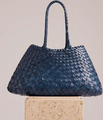 Dragon Diffusion Santa Croce - Gro&szlig;e geflochtene Tasche aus Leder in Marineblau