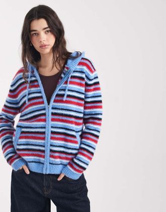 Daisy Street Flauschiger Strickpullover in Blau und Rot gestreift mit durchgehendem Rei&szlig;verschluss und Kapuze-Bunt