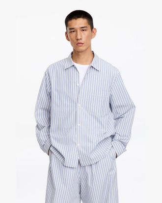 Arket Gestreiftes Pyjamaoberteil -Blau