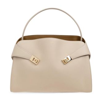 Ferragamo Hug Medium Handbag - - Bags - Damen - Beige - ONE SIZE
