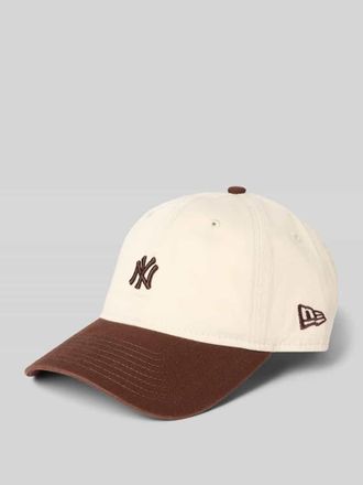 New Era Cap mit Stitchings Modell MINI WASHED 9TWENTY