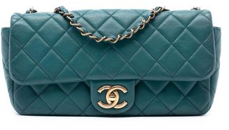 Chanel Hobo Bags - CC Quilted Lambskin East West Single Flap - Gr. unisize - in Blau - f&uuml;r Damen