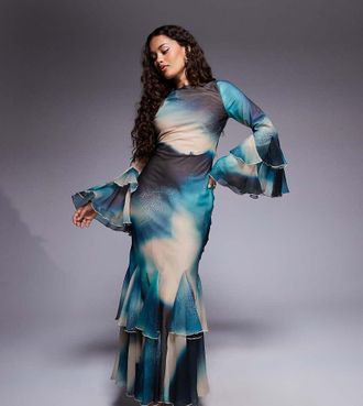 Asos Petite ASOS DESIGN Petite - Asymmetrisches Maxikleid mit Schr&auml;gschnitt, Marmormuster und R&uuml;schensaum-Bunt