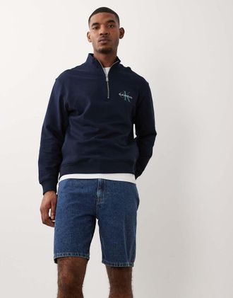 Calvin Klein Jeans Bermuda cargo - Bleu moyen d&eacute;lav&eacute;