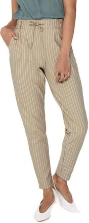 Only Female Hose mit weitem Beinschnitt ONLPOPTRASH Normal geschnitten Hose mit weitem Beinschnitt