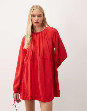 Asos robe courte &agrave; col rond avec taille fronc&eacute;e et manches blousantes rouge-Multi