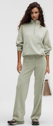 lululemon Faltenhose mit mittelhohem Bund aus Softstreme Regular f&uuml;r Frauen - Gr&ouml;&szlig;e 2XS in Fog Green