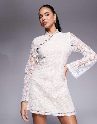 Ra-Re London - Robe courte asym&eacute;trique en dentelle &agrave; lacets - Blanc